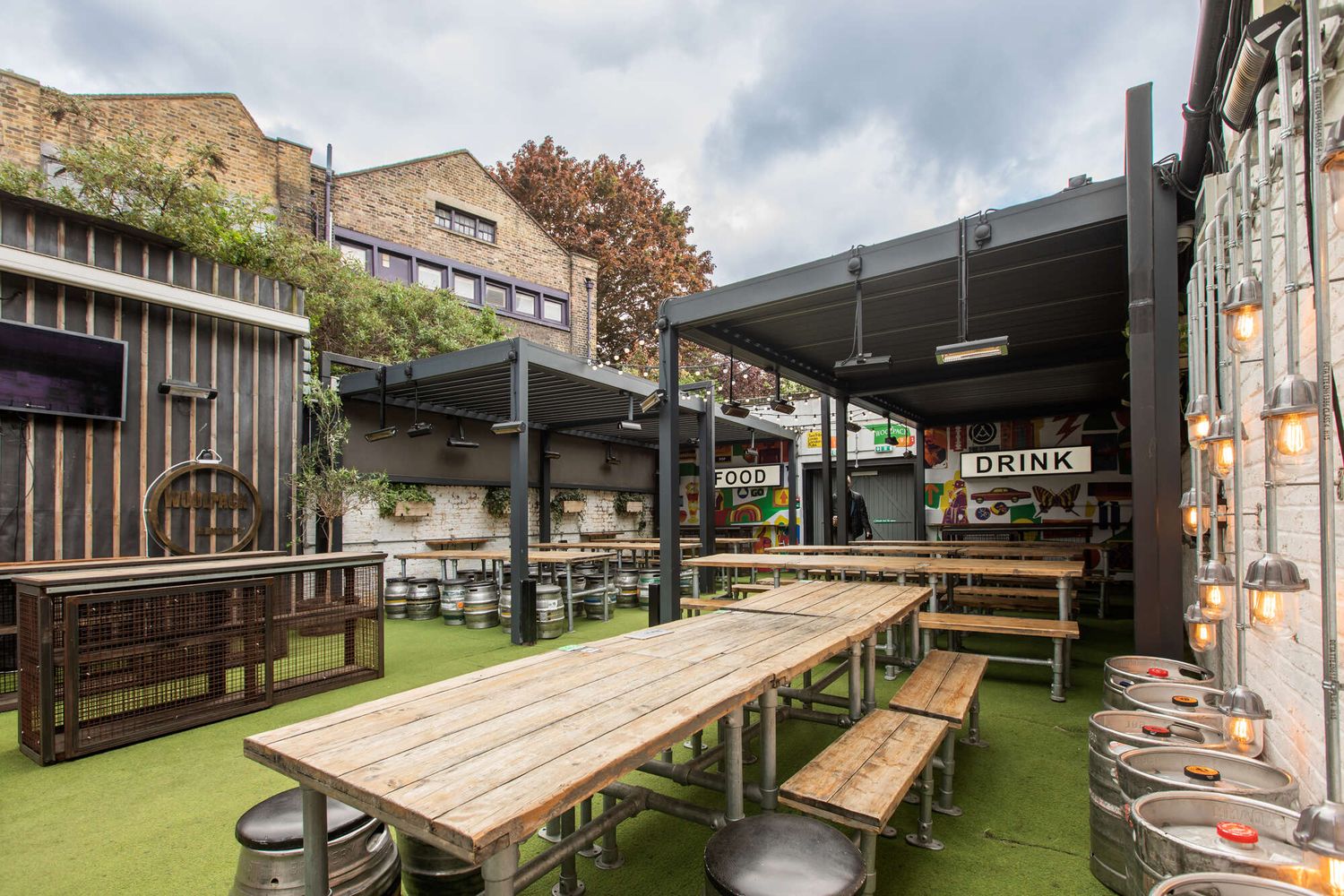 The Woolpack | The best pub in Bermondsey with an epic garden